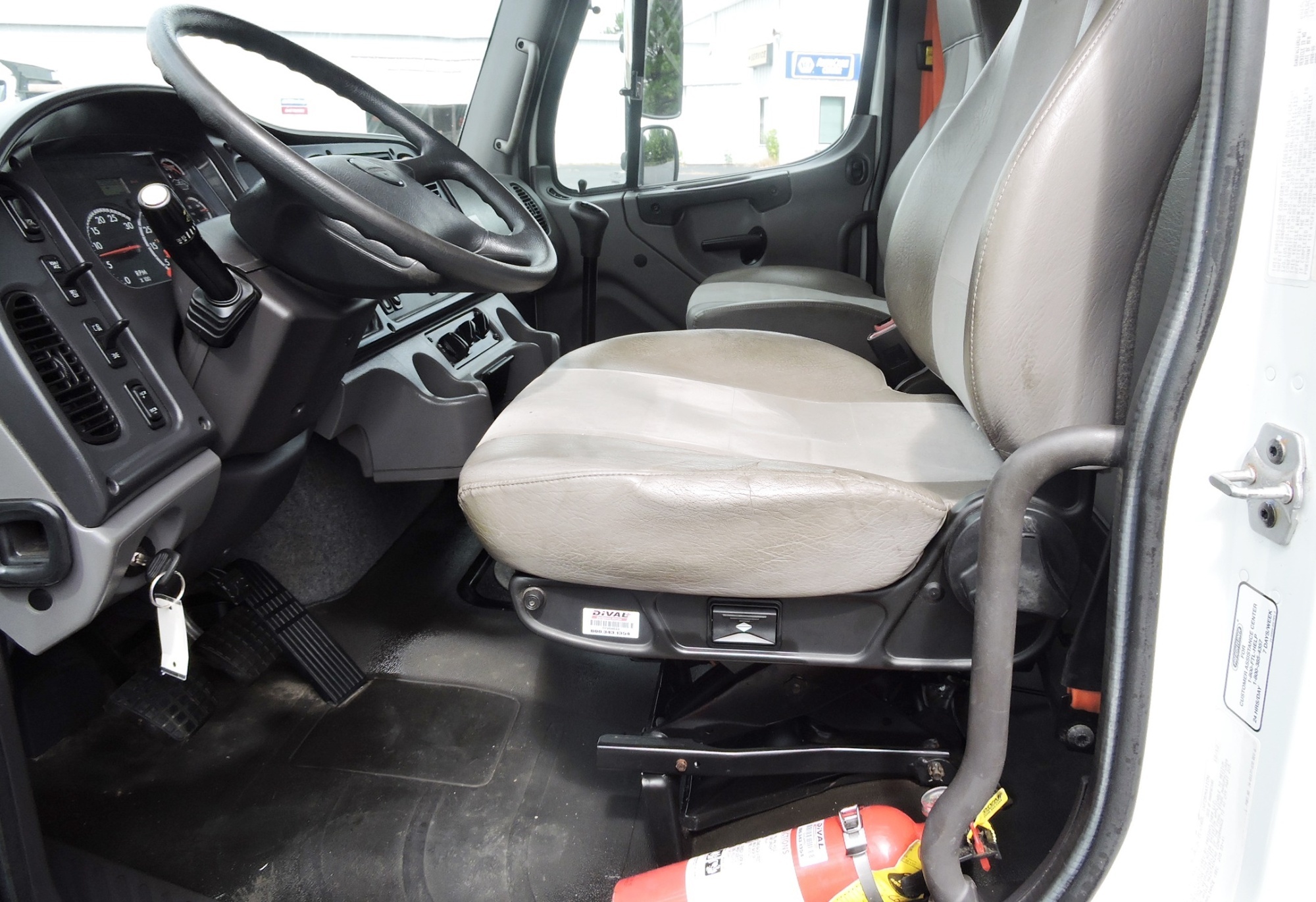 2014 FREIGHTLINER M2 BOX TRUCK – HD TRUCKS & EQUIP LLC